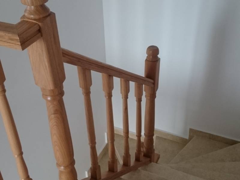 Balustrada din lemn de exterior M11